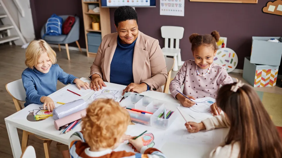 Utbildningen till barnskötare ska bli mer ändamålsenlig - NLL