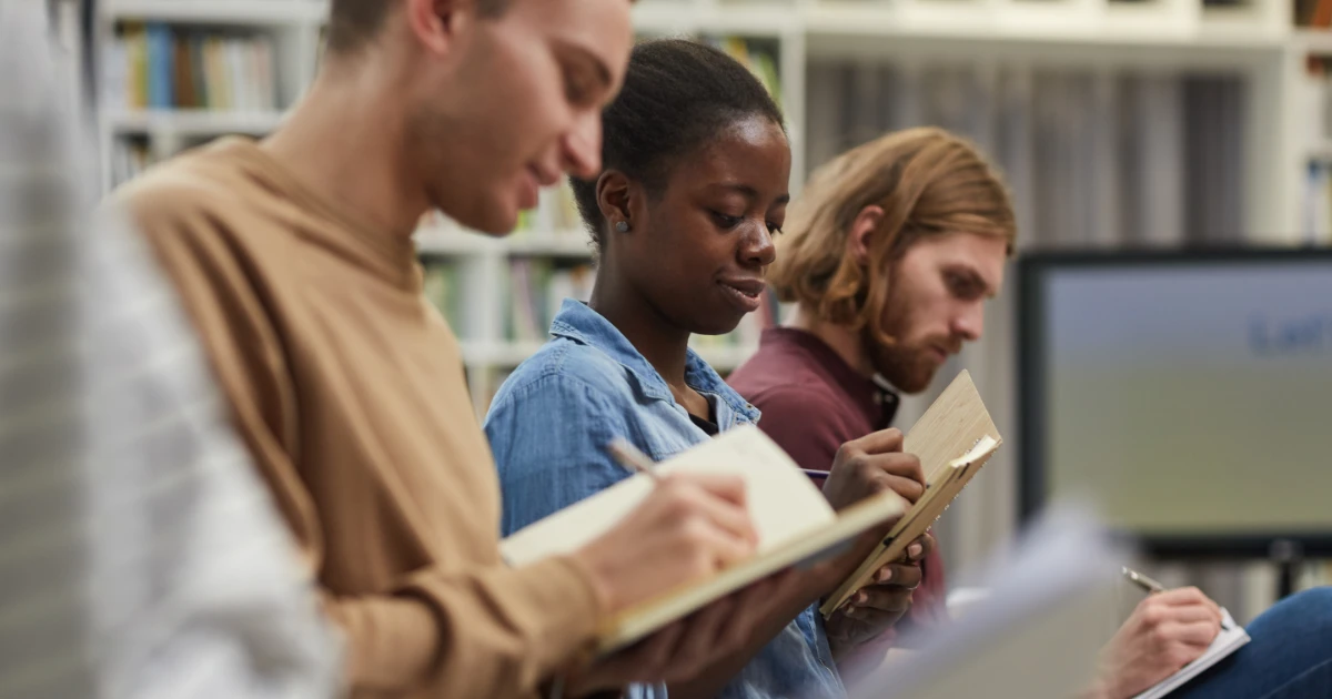 Occupational profiles help to identify basic skills for educators - NLL